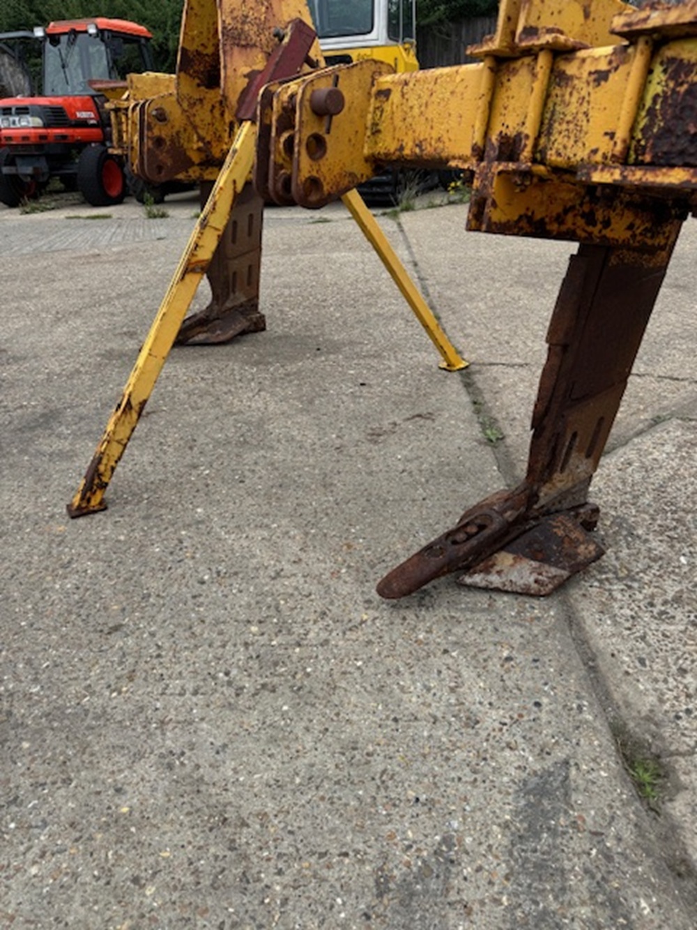 2 Leg Subsoiler – Kent Tractors