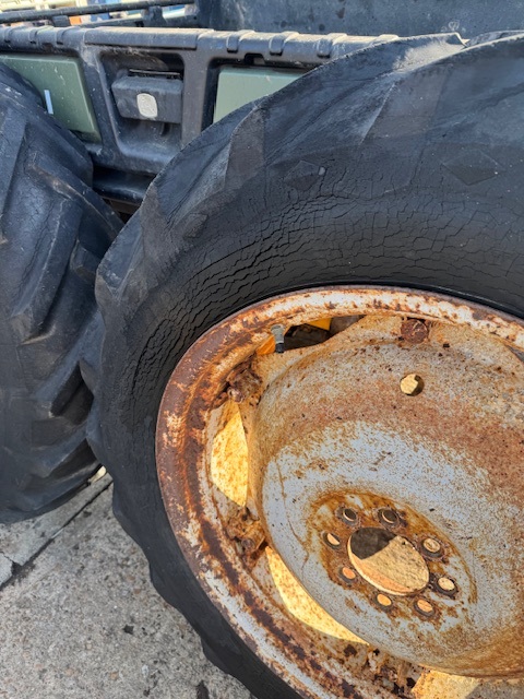 Set of Original Ford Wheels and Tyres – Kent Tractors