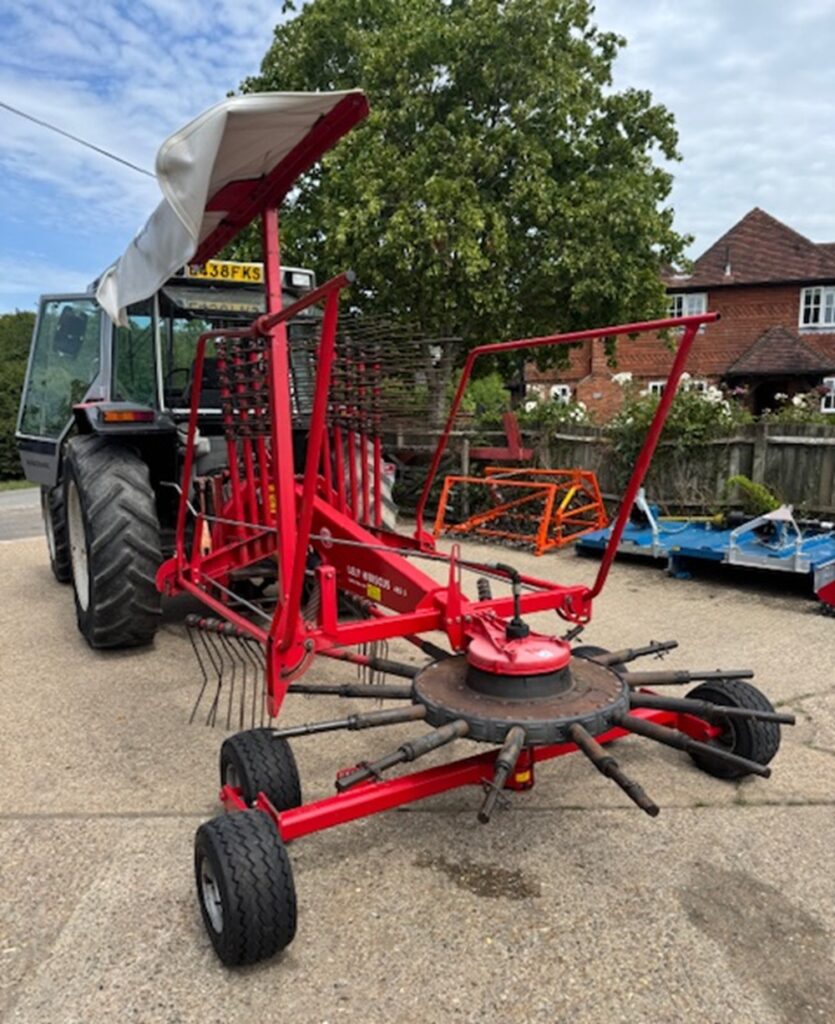 Lely Hibiscus 485s Rotory Hay Rake – Kent Tractors